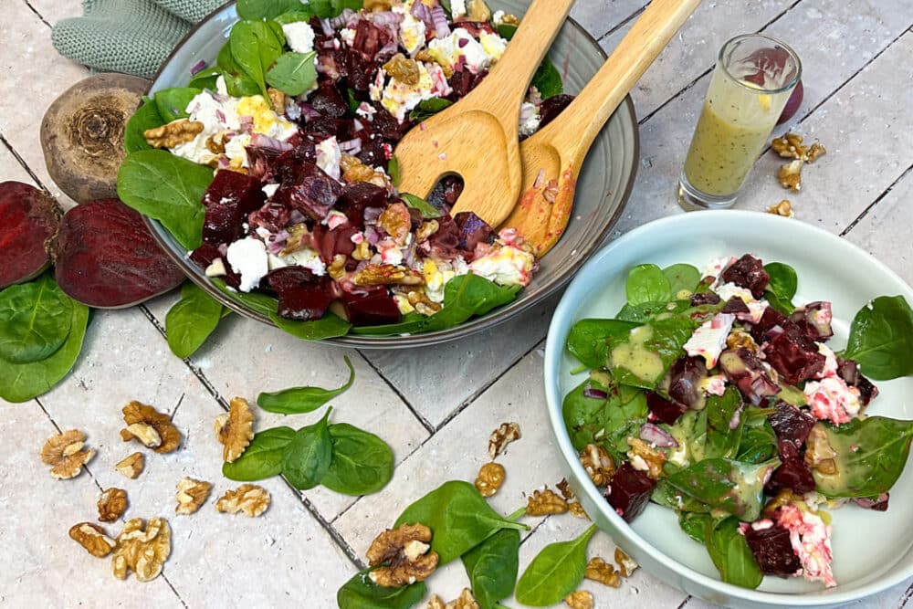 Rote Beete Salat mit Feta und Walnüssen